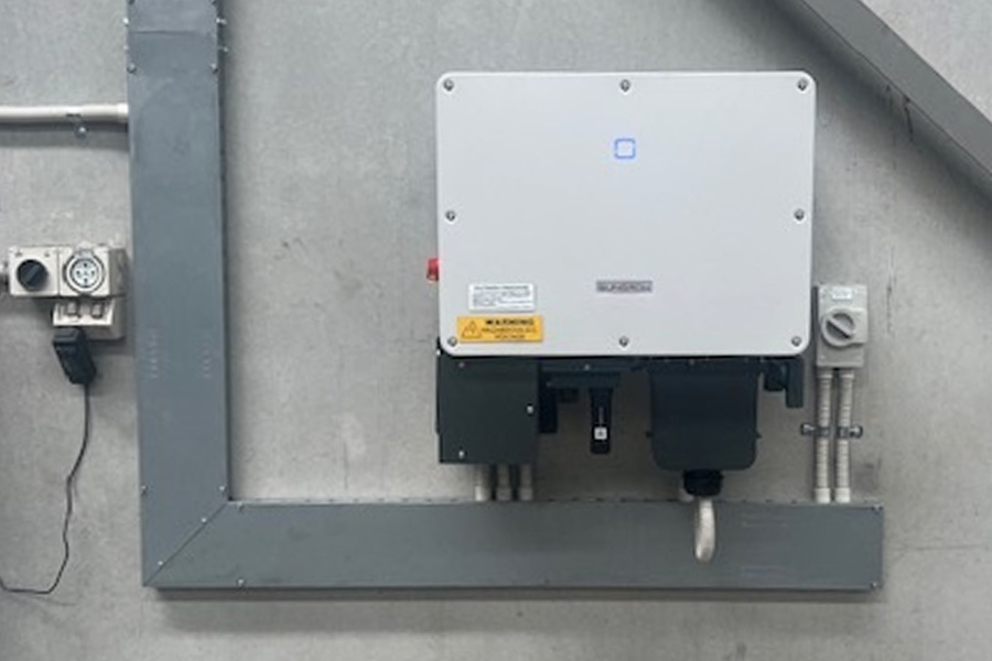 Professional Solar Inverter Installation by Kizz Electrical